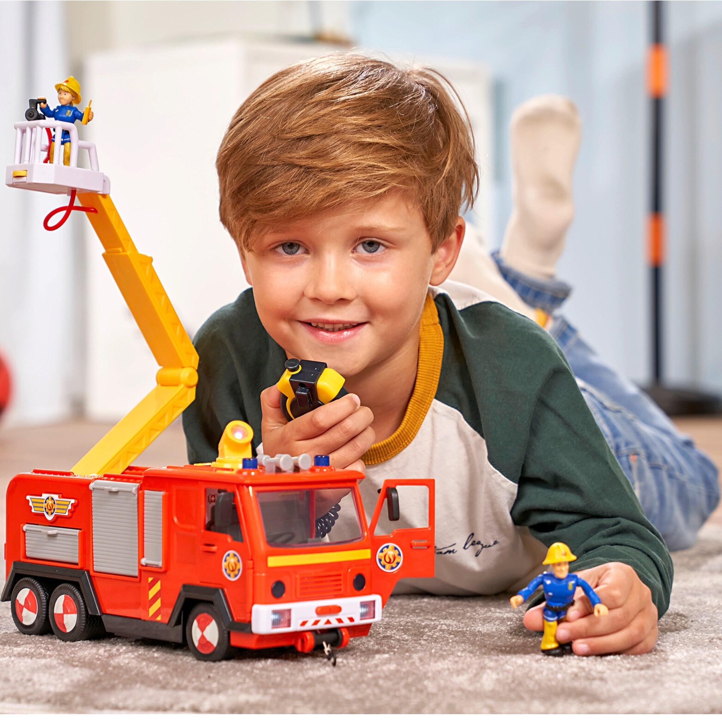 Children's Fire Engine With Lights And Sounds Simba Sam Jupiter ...